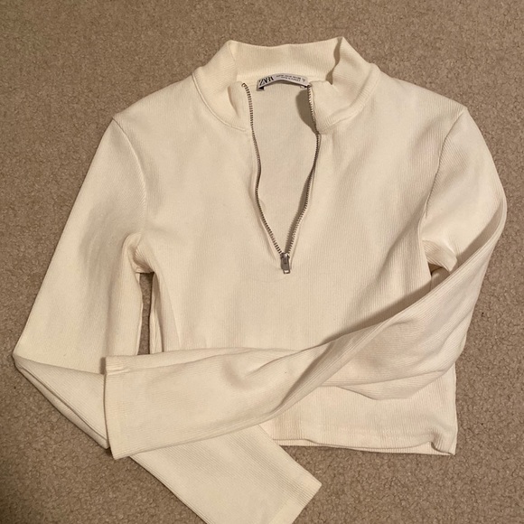 Zara | Tops | Zara Zip Up Too | Poshmark